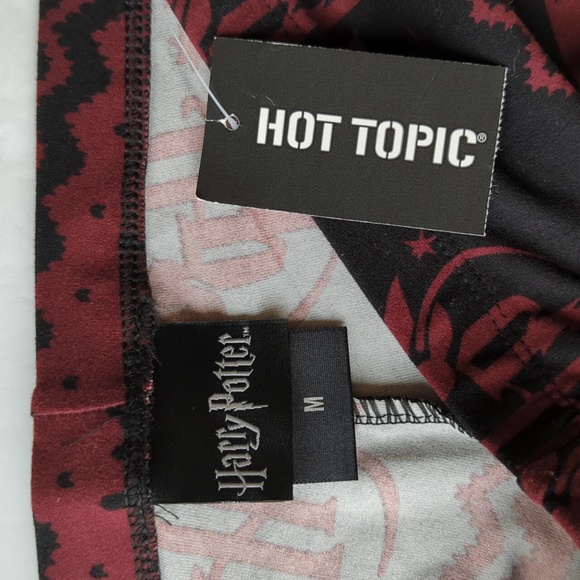 Hot Topic | Pants & Jumpsuits | Nwt Harry Potter Fair Isle Legging M ...